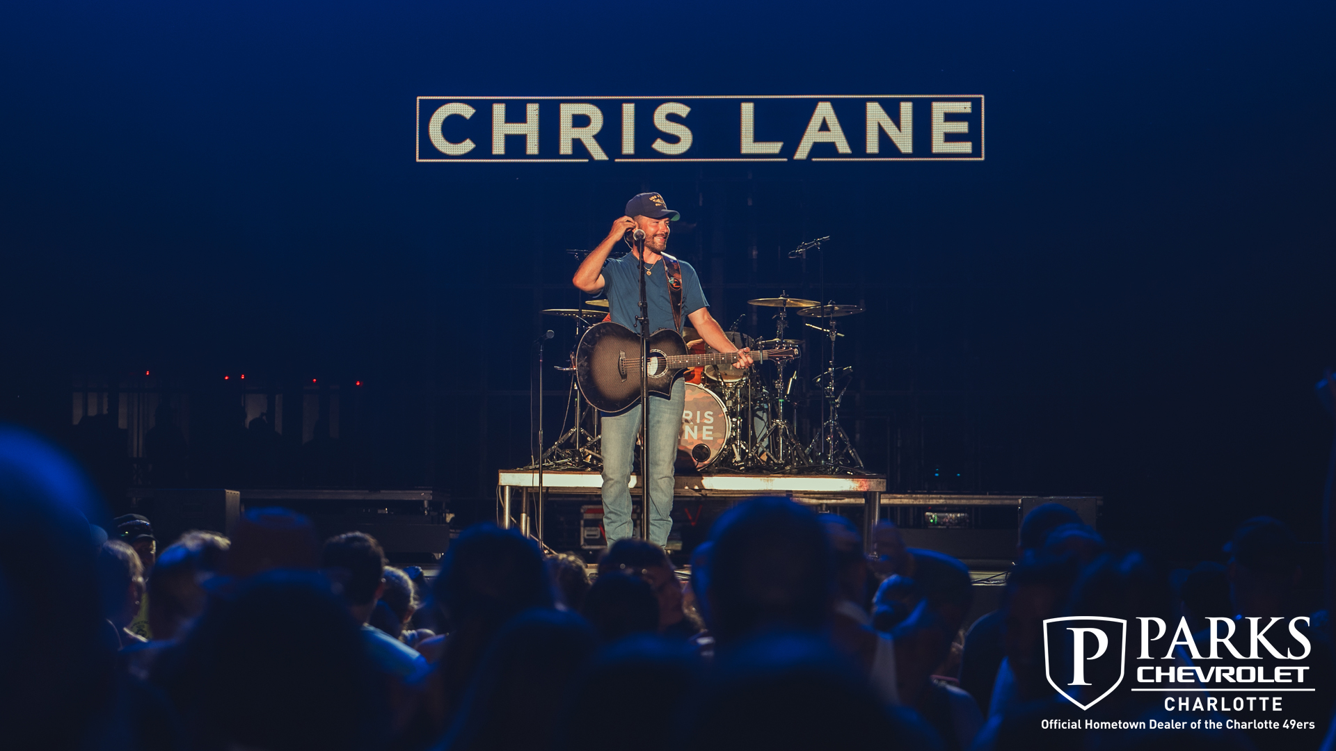 Chris Lane Pre-Game Show